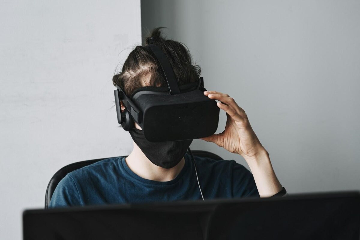 The Future of VR Gaming: How Virtual Reality Will Change the Industry - Social Equality